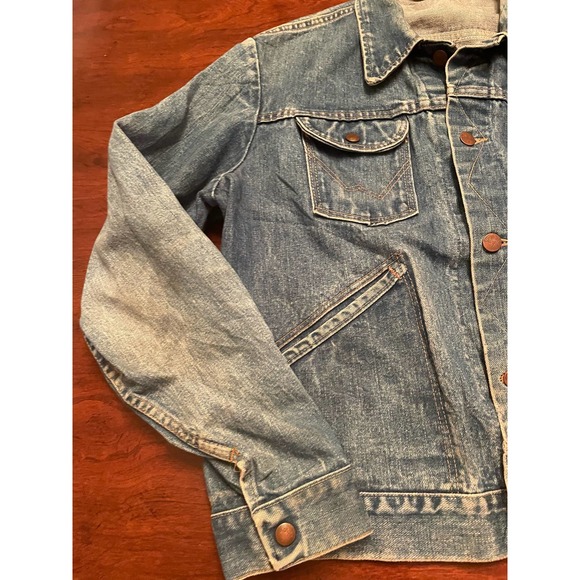 Wrangler | Jackets & Coats | Vintage Wrangler Denim Trucker Jacket ...